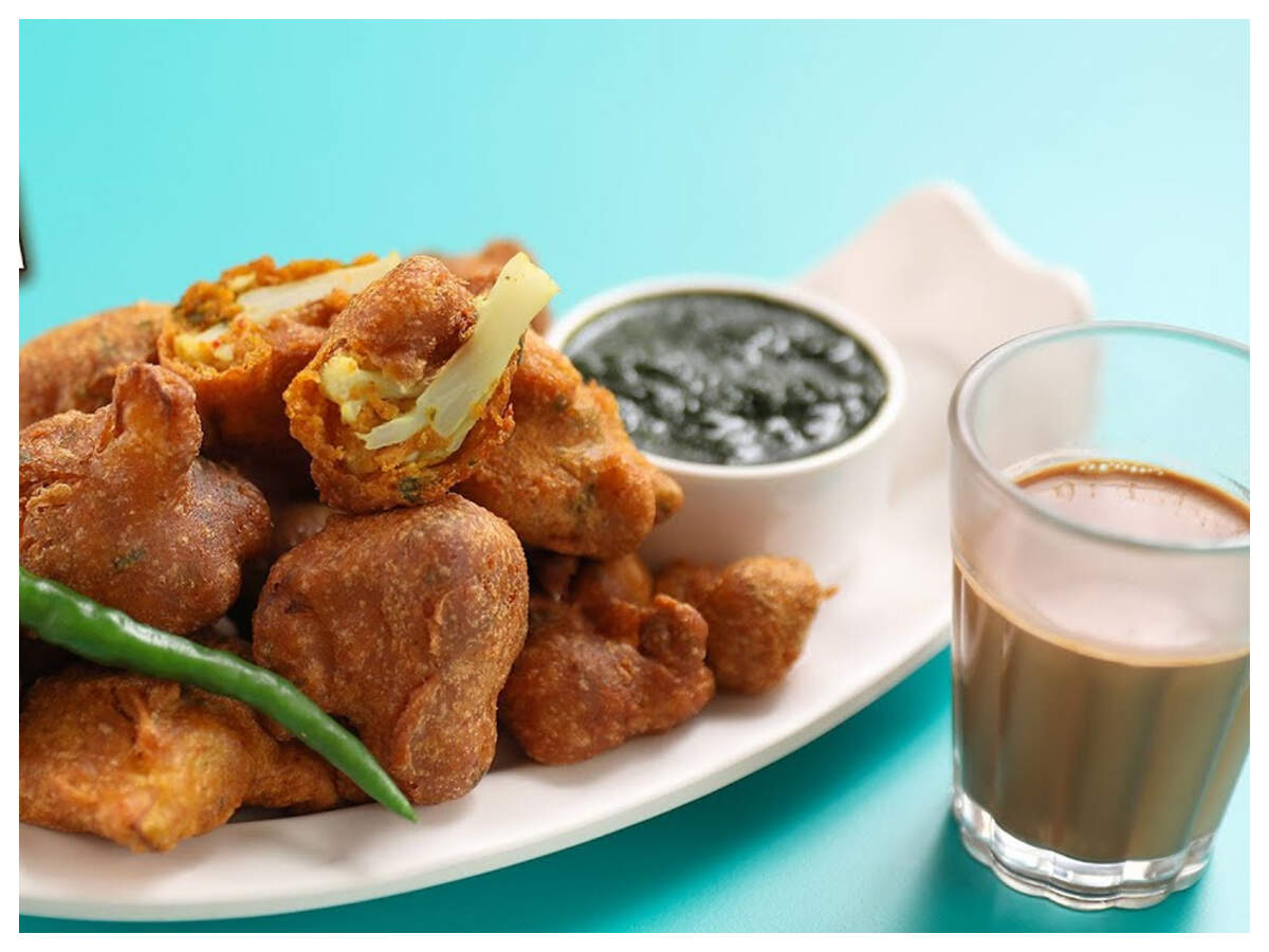 Gobi Pakora Recipe: How to make Gobi Pakora Recipe at Home | Homemade ...