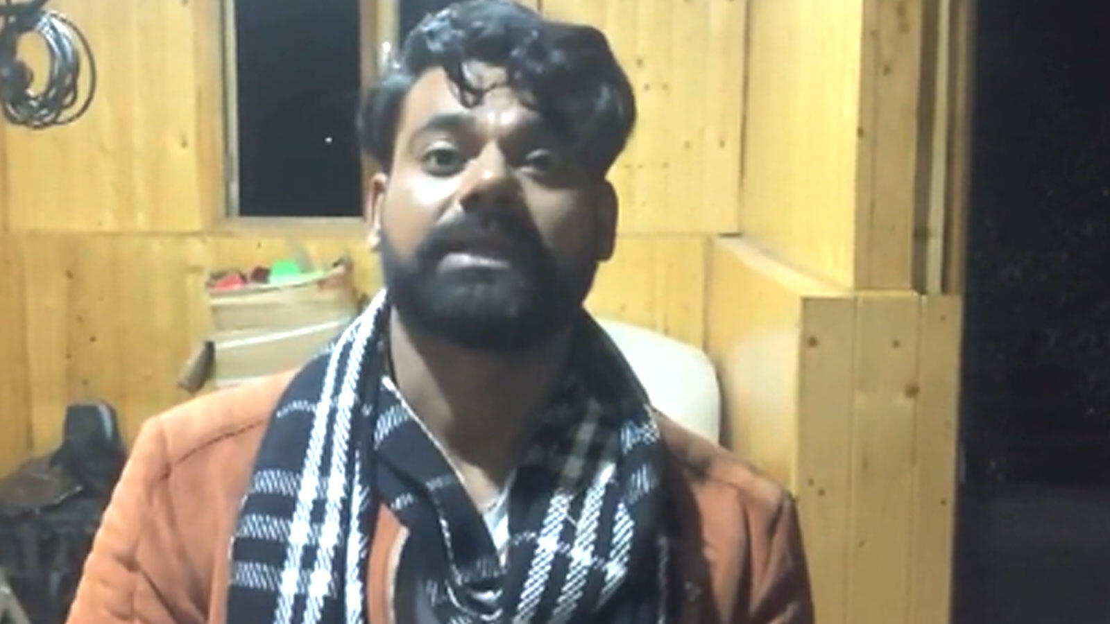 Actor Dev Singh is all praise for Awadhesh Mishra, says 'He is my mentor’