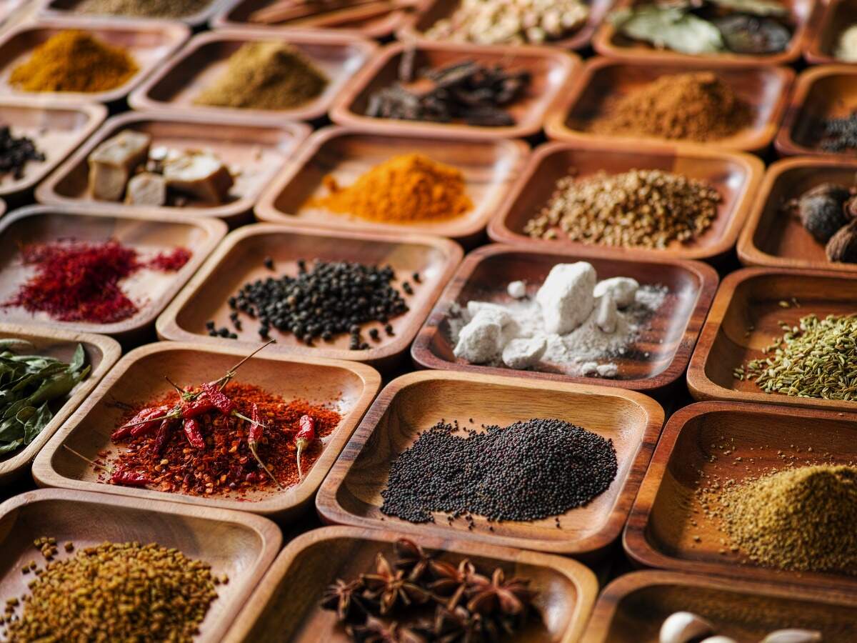 Here are 5 spices that’ll help you beat the heat