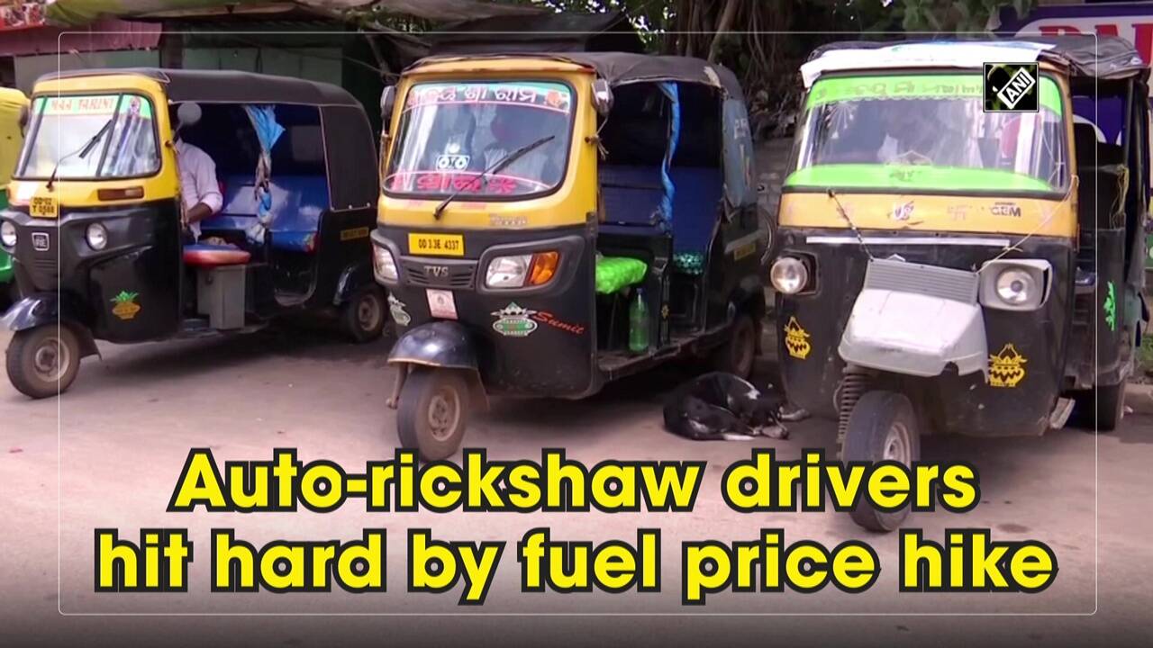 Auto-rickshaw drivers hit hard by fuel price hike