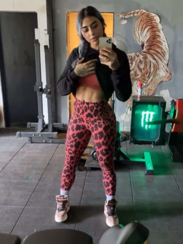 VJ Bani J's workout pictures are giving us major fitness goals ...