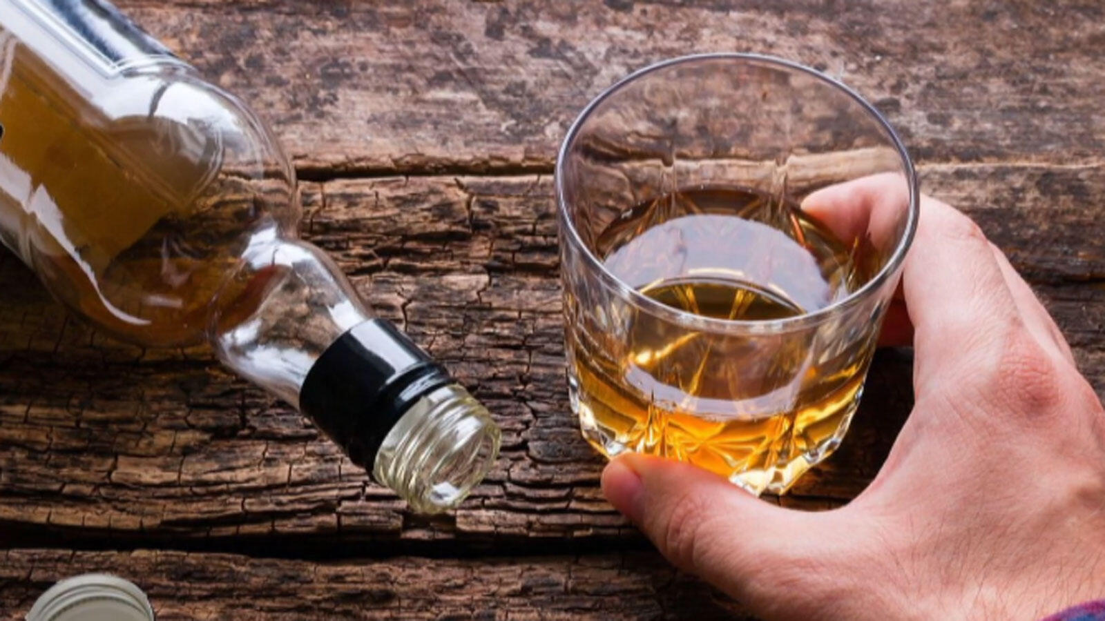 Researchers develop dual drug therapy to treat alcohol use disorder