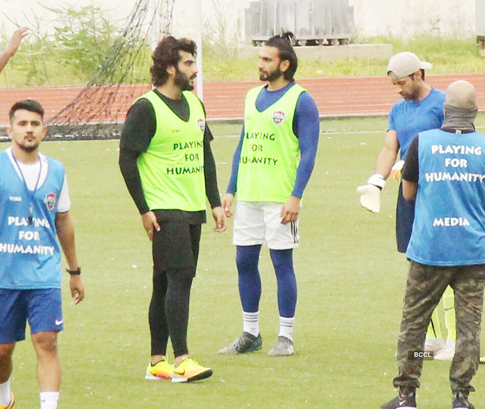 Ranveer Singh and Arjun Kapoor's bromance pictures are too cute to miss!- The Etimes ...