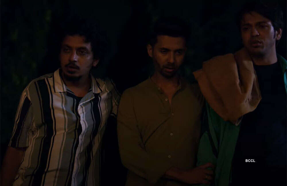 Shantit Kranti Web Series: Review, Trailer, Star Cast, Songs, Actress ...