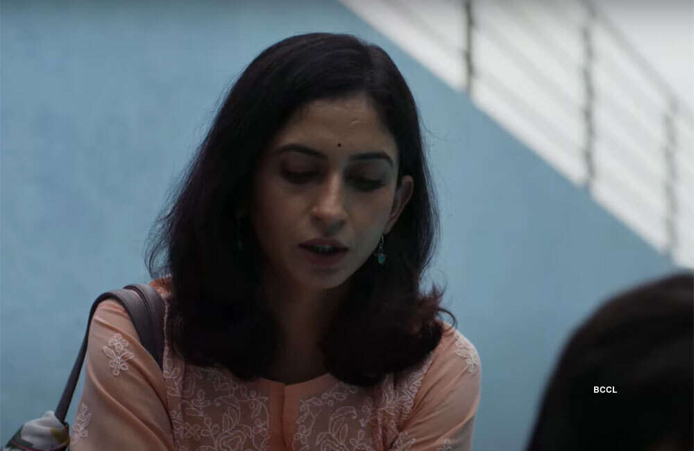 Shantit Kranti Web Series: Review, Trailer, Star Cast, Songs, Actress ...