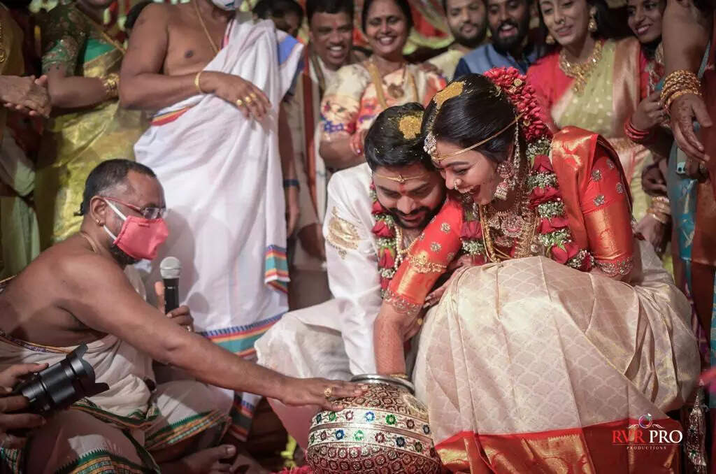 Shreya Rao Kamavarapu ties the knot with Yashwanth Korada in a private ...