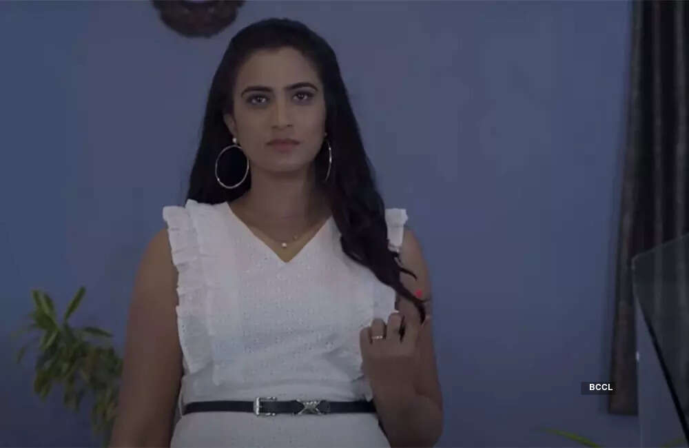 Asmee Movie User Reviews & Ratings | Asmee (2021) | Times Of India