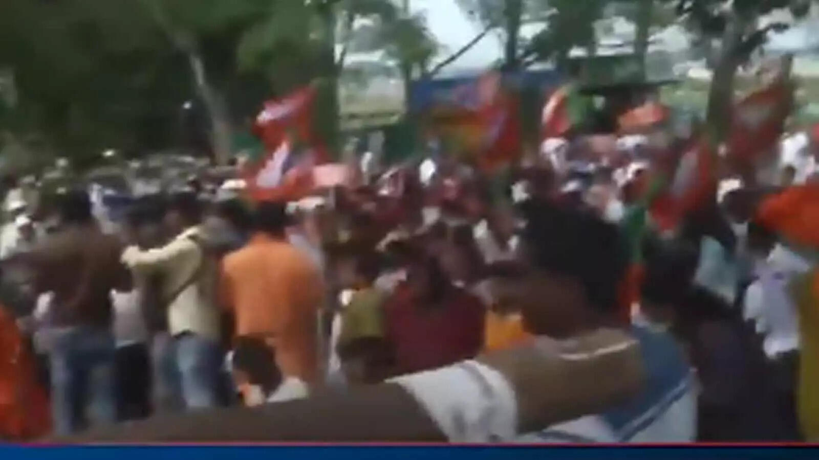 BJP protests against Jharkhand Govt's decision to have a separate ...