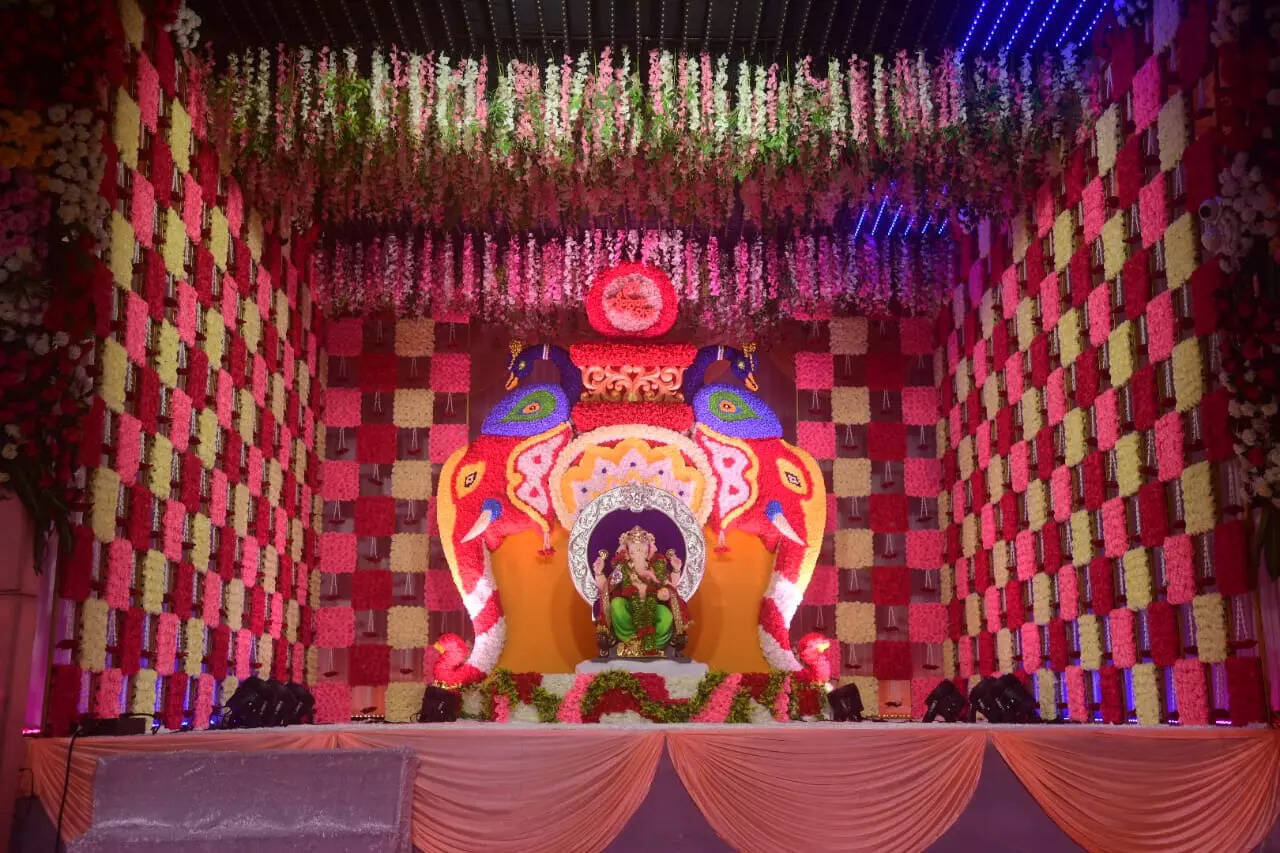 In Pics: First look of Ganesh Galli's Mumbai Cha Raja idol