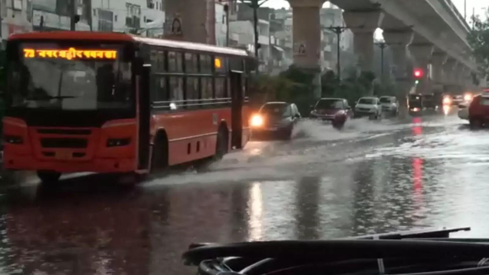 Heavy rains lash parts of Delhi and adjoining cities, waterlogging in several areas