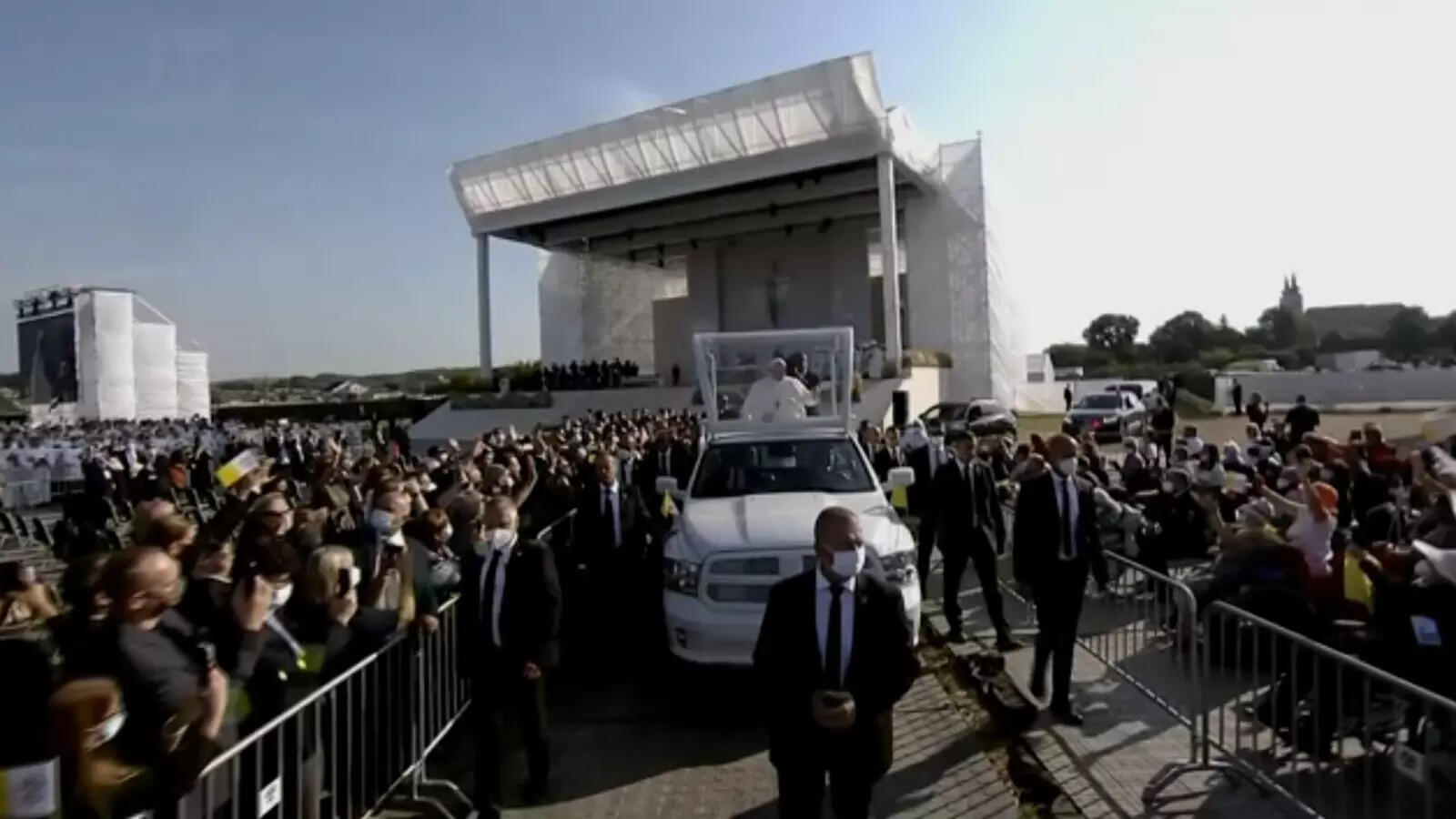pope: Pope holds Mass in Sastin on the final day of his Central Europe trip