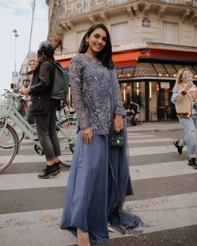 Masoom Minawala stuns at Paris Fashion Week 2021, leaves everyone in ...