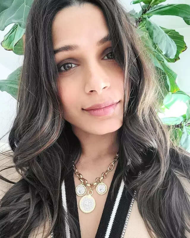 Freida Pinto's pregnancy glow from her 'sweet' baby shower is ...