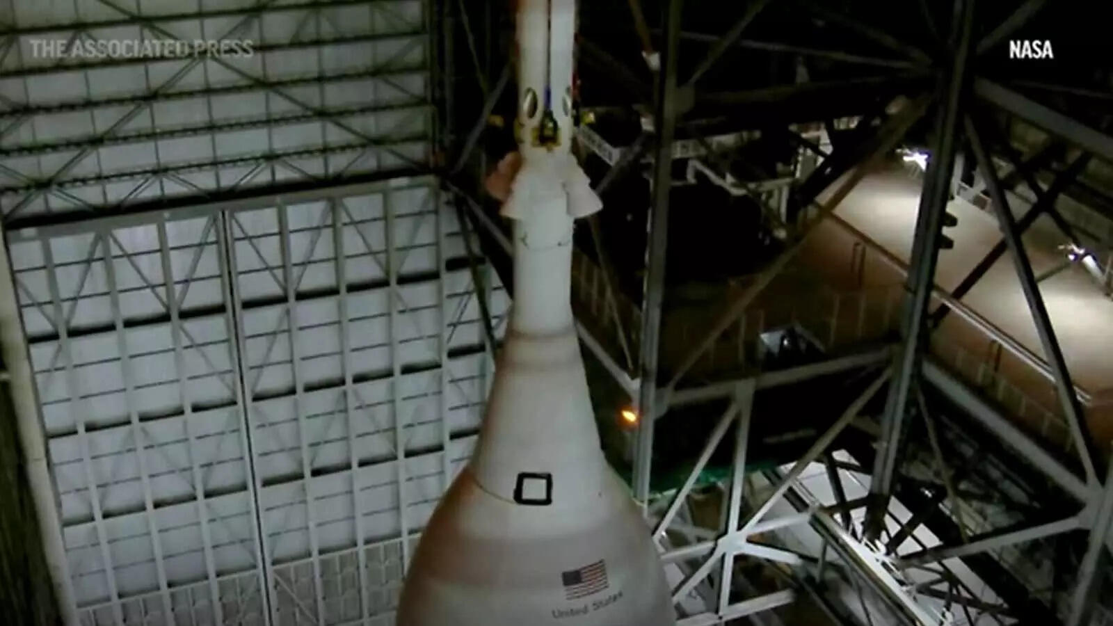 NASA stacks rocket, spacecraft for moon mission