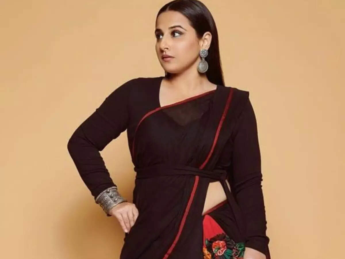 Flaunt sari with a modern twist this Diwali - Times of India