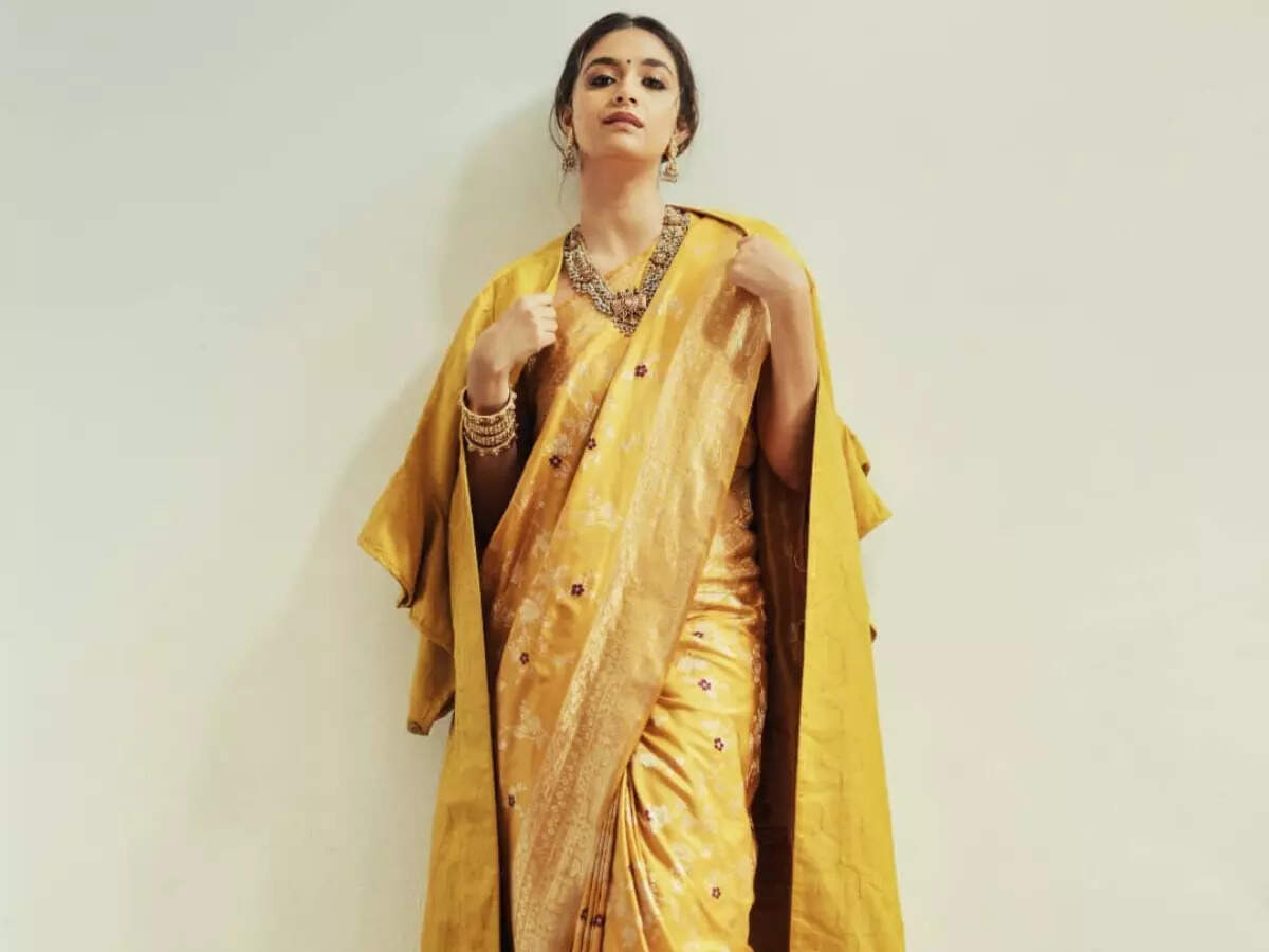 Flaunt sari with a modern twist this Diwali - Times of India