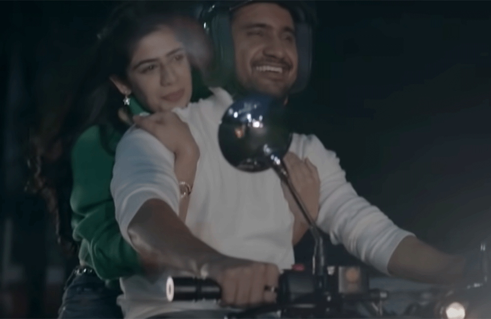 Akkad Bakkad Rafu Chakkar Web Series: Review, Trailer, Star Cast, Songs ...