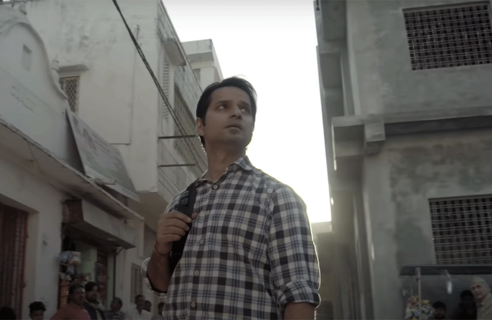 Akkad Bakkad Rafu Chakkar Web Series: Review, Trailer, Star Cast, Songs ...