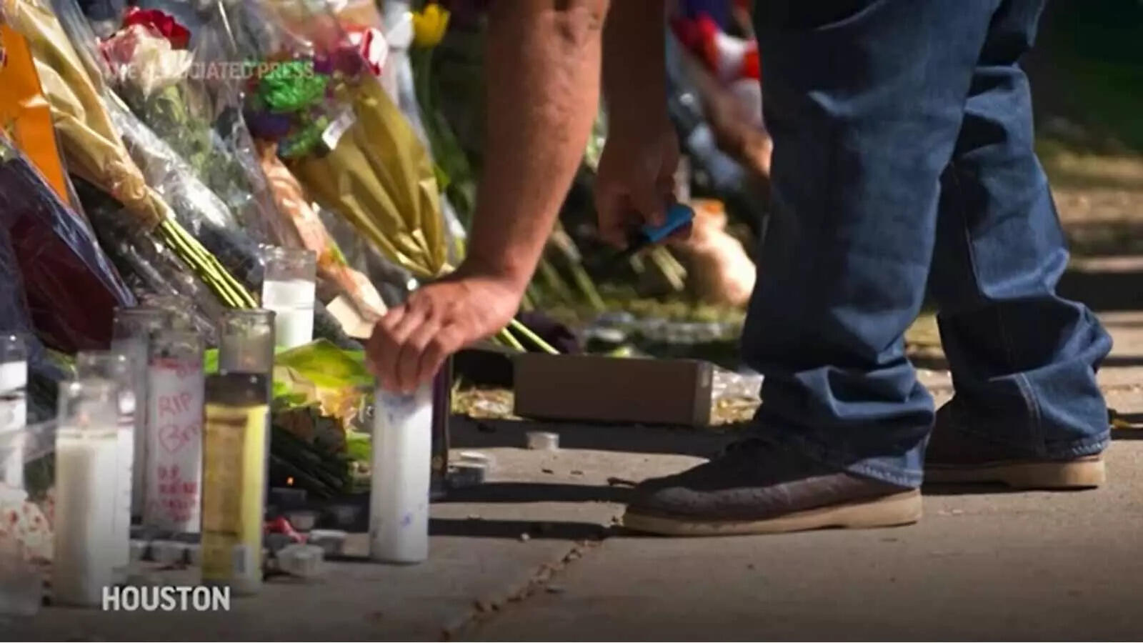 Mourning as Houston officials probe concert deaths