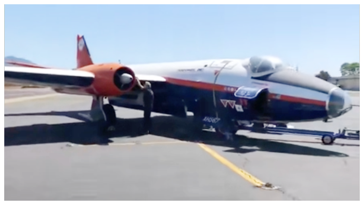 Aviation: Explosive cartridges for starting jet engines