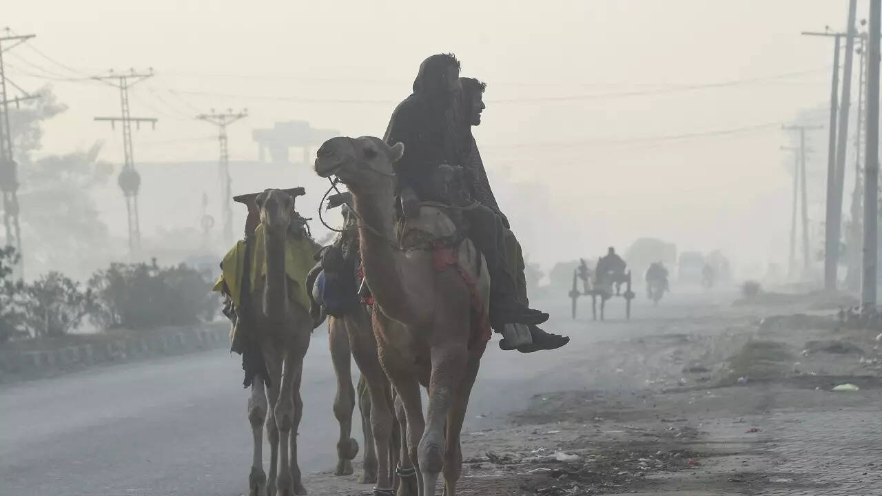 Pakistan's Lahore is now world's most polluted city - Times of India