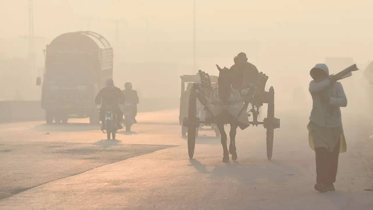 Pakistan's Lahore is now world's most polluted city - Times of India