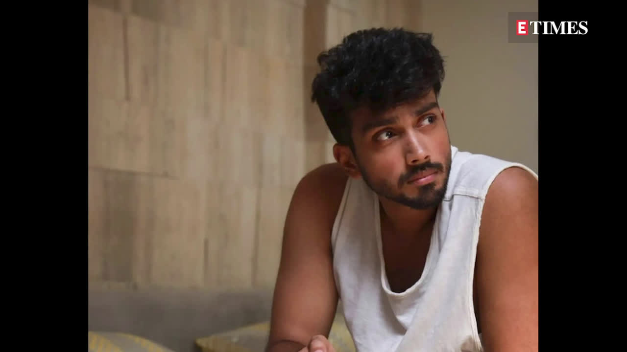 Kalidas Jayaram turns nostalgic as he visits the sets of his dad ...
