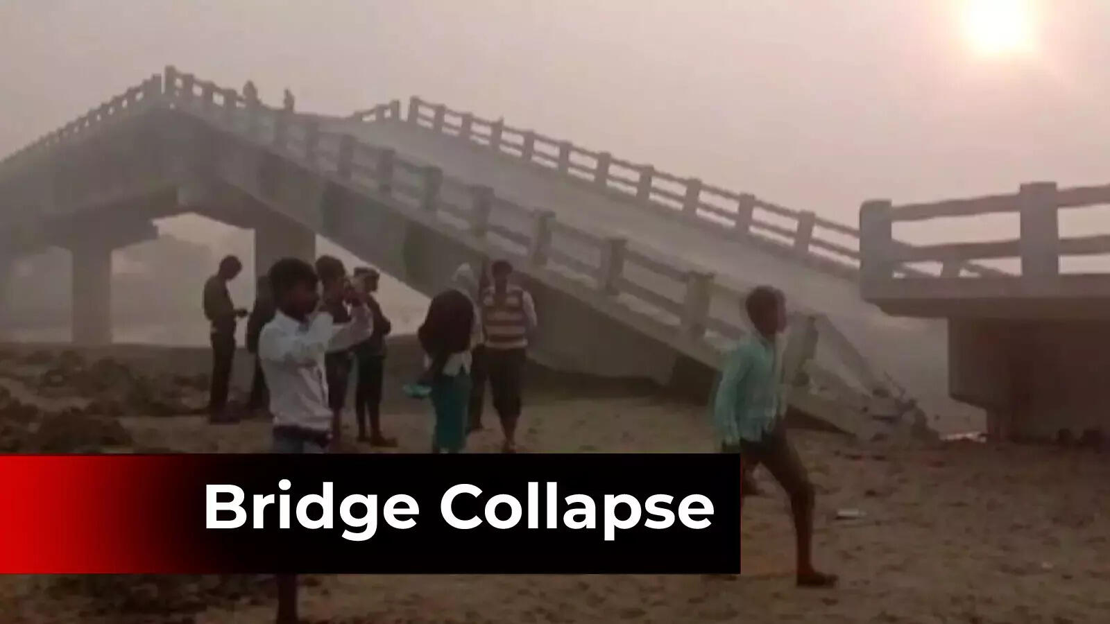 Uttar Pradesh: Kolaghat Bridge collapses in Shahjahanpur