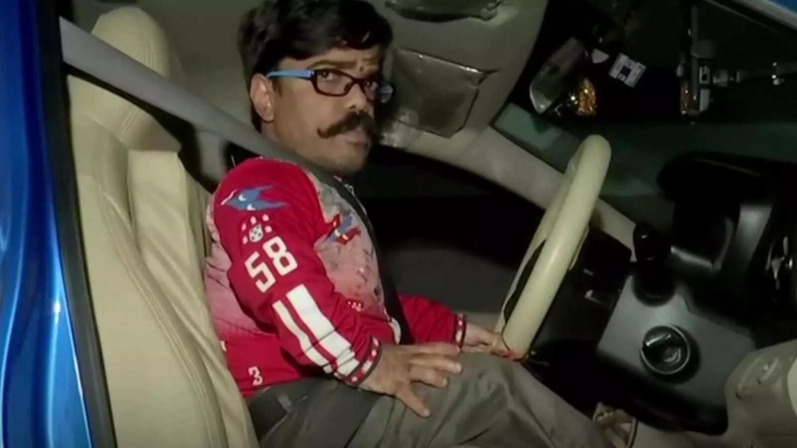 Hyderabad man becomes India's first dwarf to obtain driving license