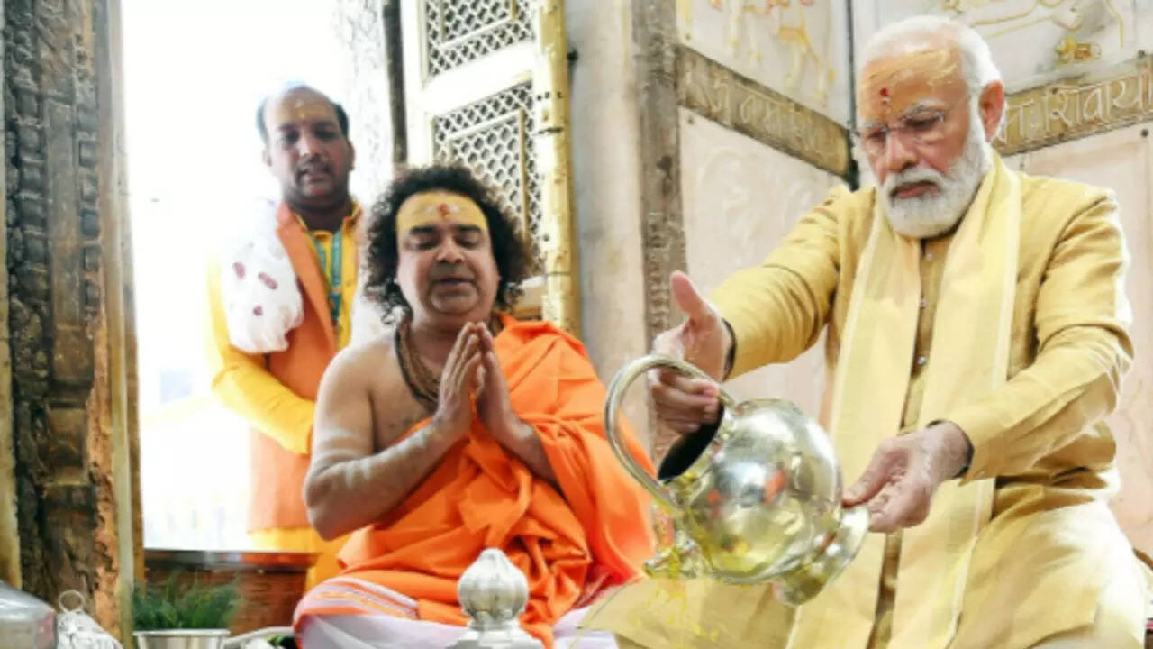 PM Modi in Kashi: For every Aurangzeb, there’s been a Shivaji; PM Modi ...