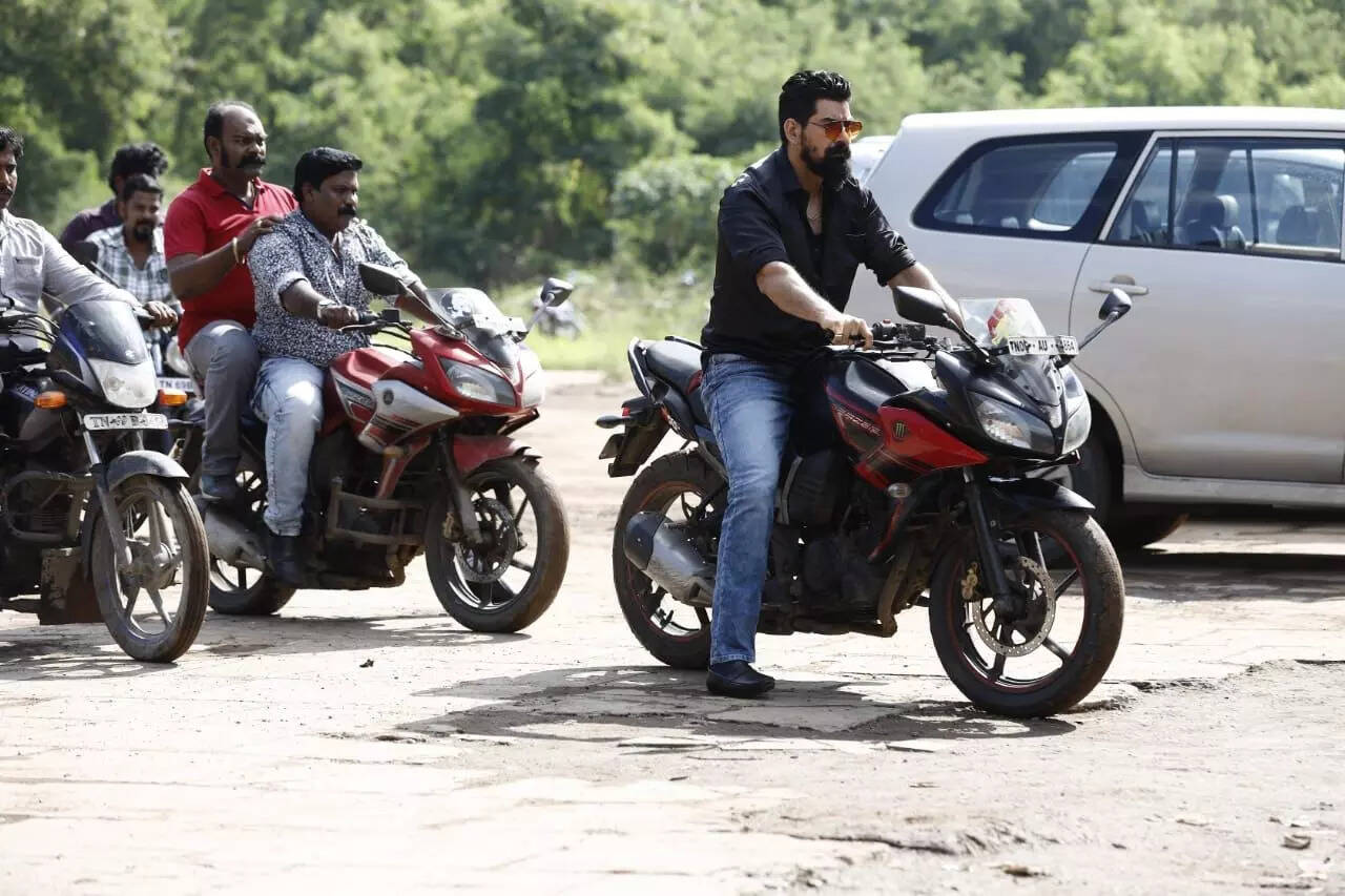 Exclusive! Kabir Duhan Singh plays the villain in veteran comedian ...