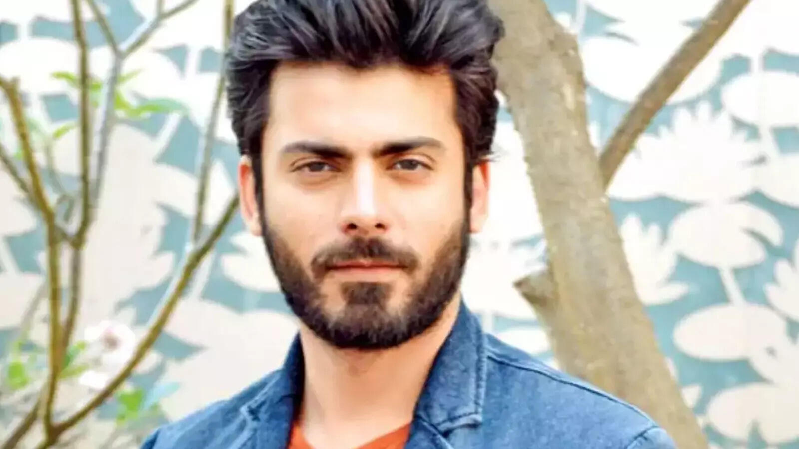 Pakistani actor Fawad Khan misses Bollywood, says he loves Mumbai