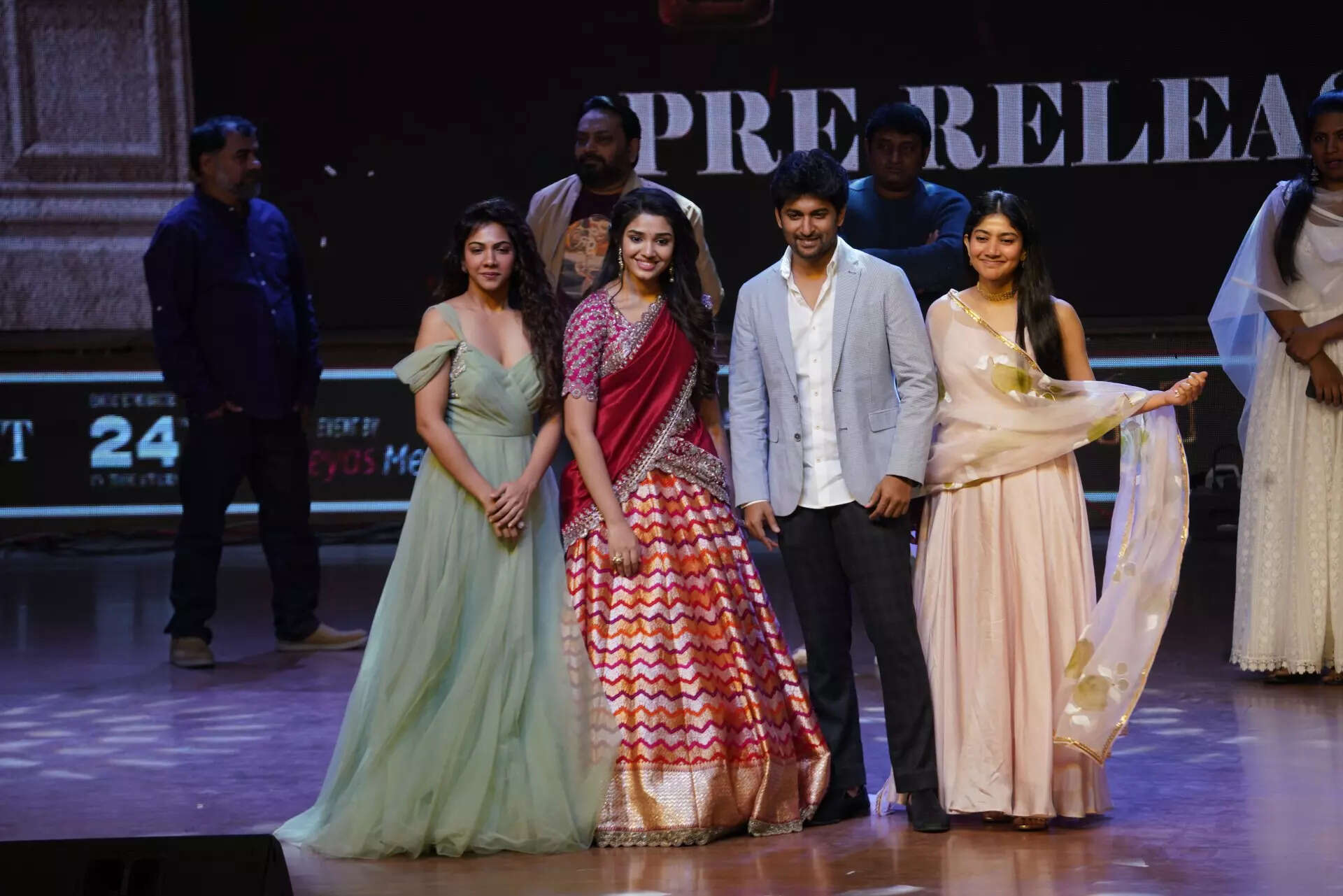 Nani, Sai Pallavi, Krithi Shetty & Madonna Sebastian dazzle at the pre ...
