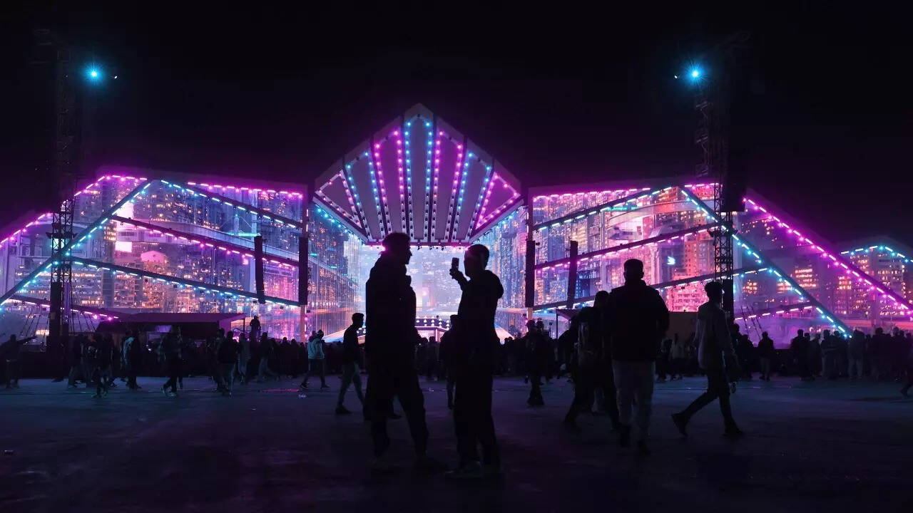 Giant rave party in Saudi Arabia pushes kingdom’s changing boundaries ...