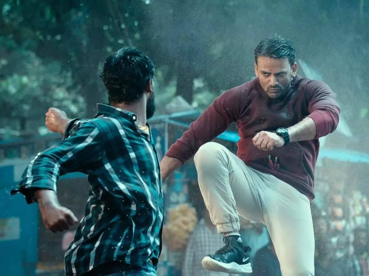 'Badava Rascal' has friendship written all over it, everyone will ...