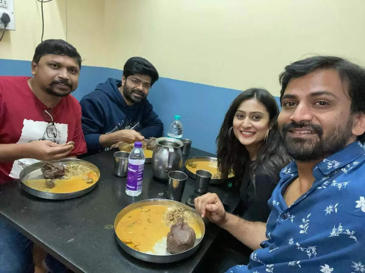 'Badava Rascal' has friendship written all over it, everyone will ...