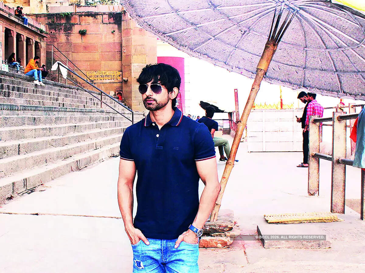 The aura of Banaras gives me inner peace, says Nivaan Sen - Times of India