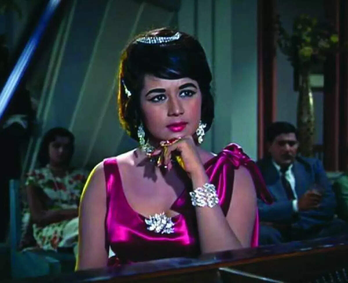 #GoldenFrames: Pictorial biography of Nanda- The Etimes Photogallery Page 3