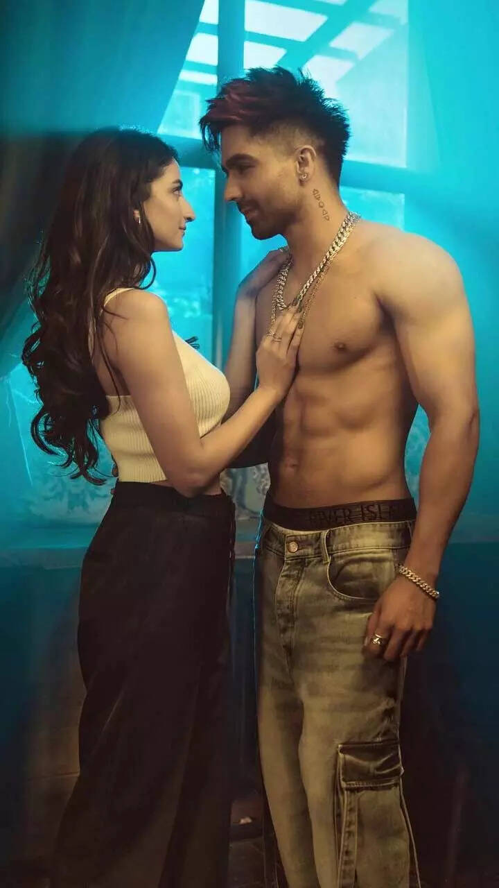 Harrdy Sandhu and Parineeti Chopra speak in Punjabi on 'Code Name Tiranga' set | Punjabi Movie ...