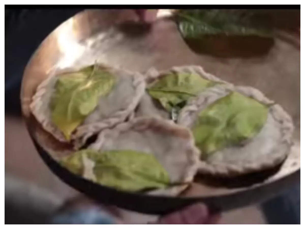 This unique steamed roti from Uttarakhand is what we need to have in ...