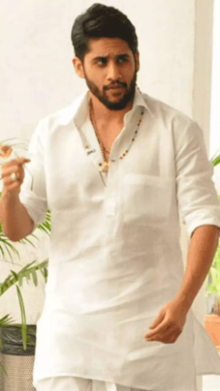 Malayalam TV Actors Nail The Traditional Jubba And Mundu Look Times Of ...