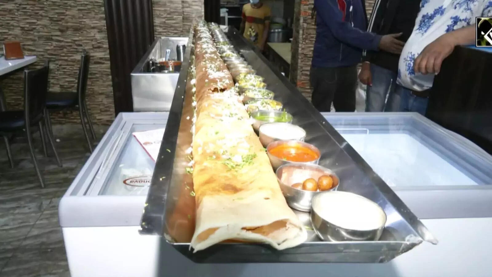 Delhi eatery offering Rs 71,000 for finishing 10-ft-long dosa in 40 minutes