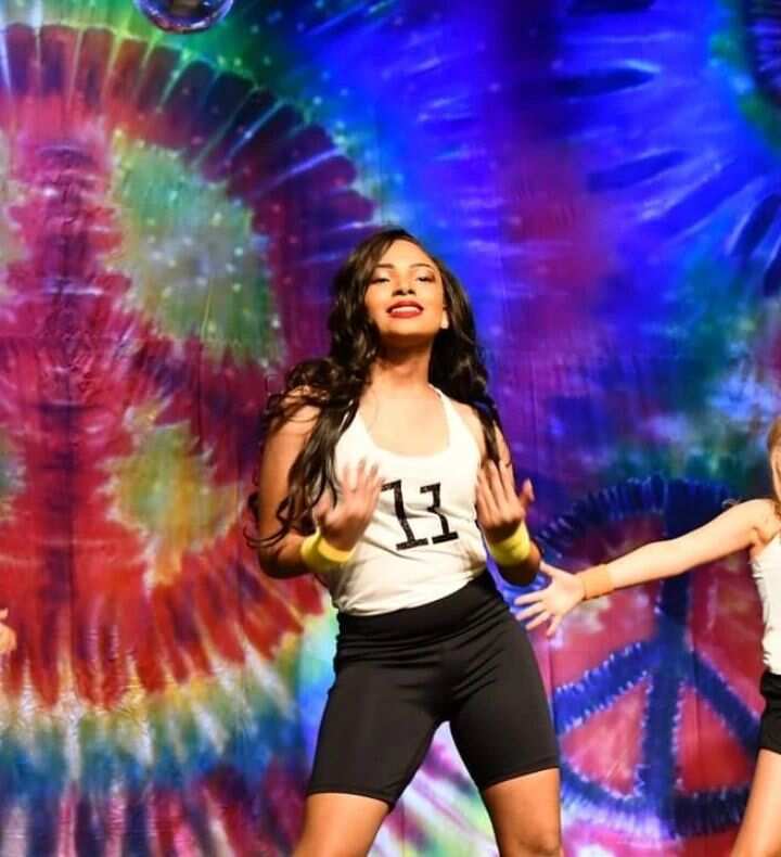 Teen who refused to let autism limit her wins Miss Photogenic title at ...