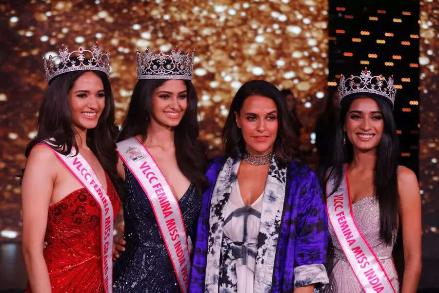 One year down! #Throwback to the crowning moments of Femina Miss India 2020