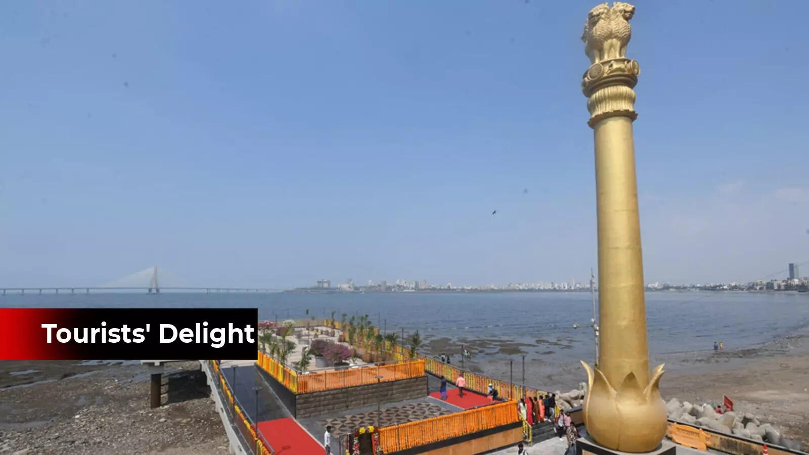 Mumbaikars get first viewing deck in Dadar Chowpatty