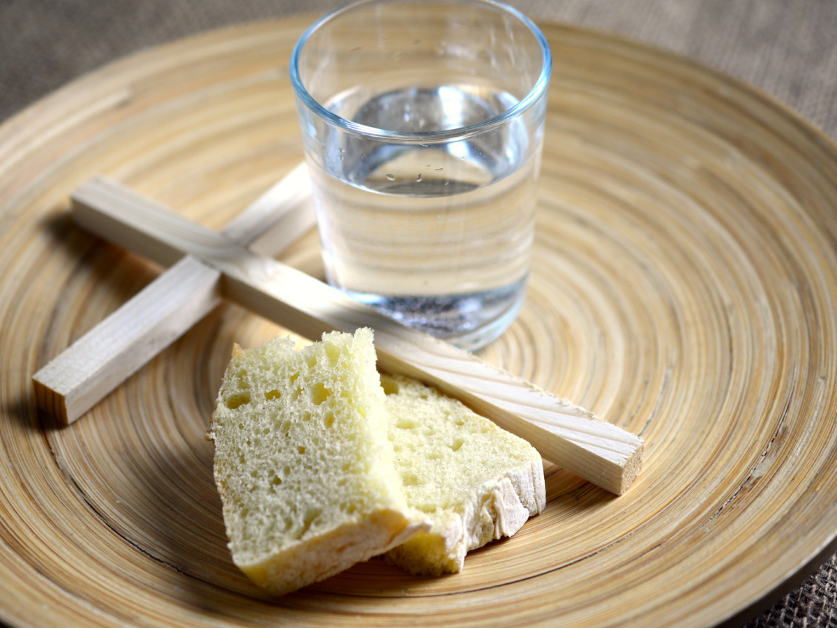 How and what to eat while fasting to avoid weight gain