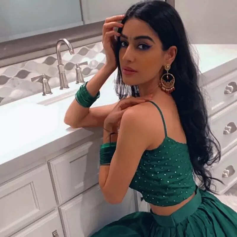 After Deep Sidhu’s demise, lovely pictures of Punjabi star with girlfriend Reena Rai go viral ...