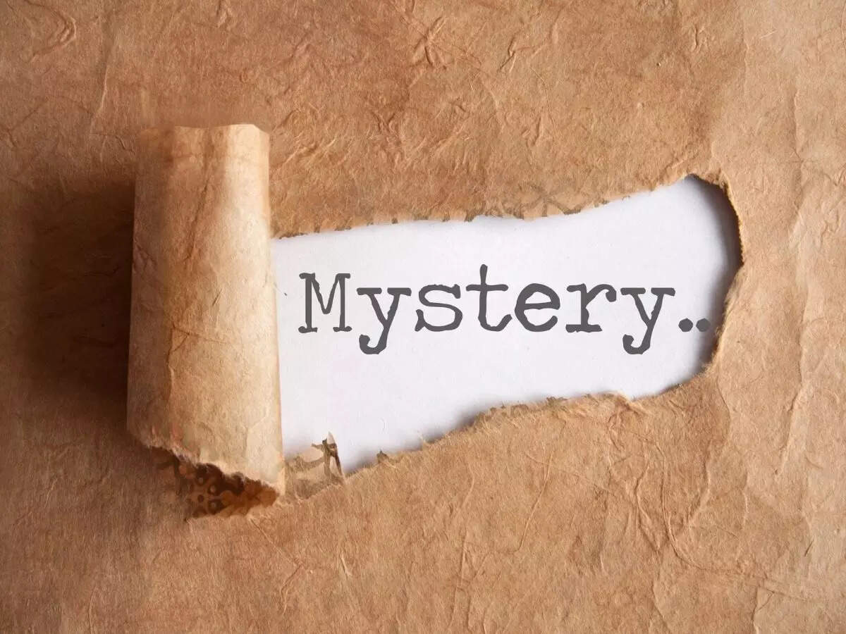 Want to write a mystery novel? Here are 5 helpful tips