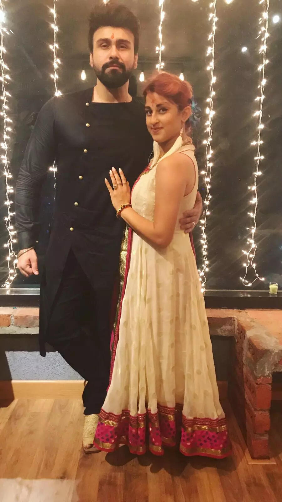 Aarya Babbar misses his superhero wife Jasmine as he shoots in Kerala ...
