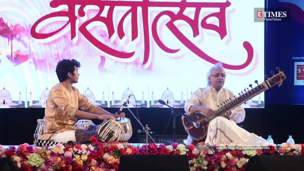 Pandit Nayan Ghosh sang bandish by Inayat Hussain Khan